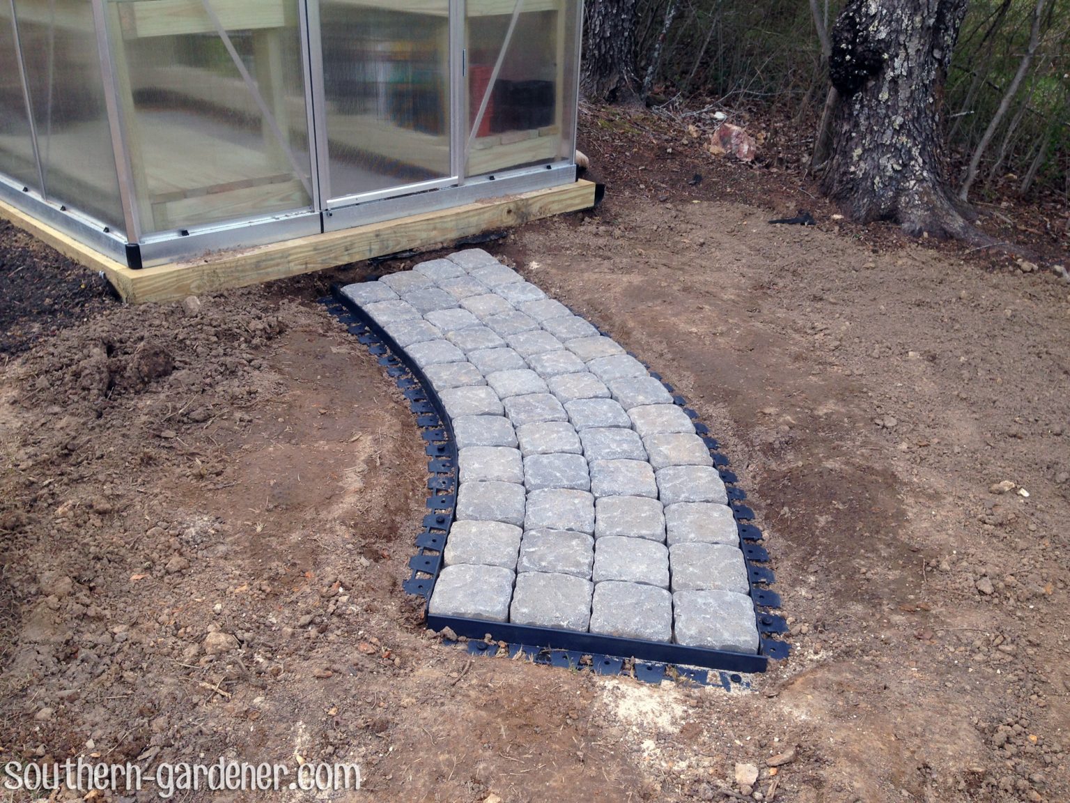 DIY Paver Walkway – Southern Gardener